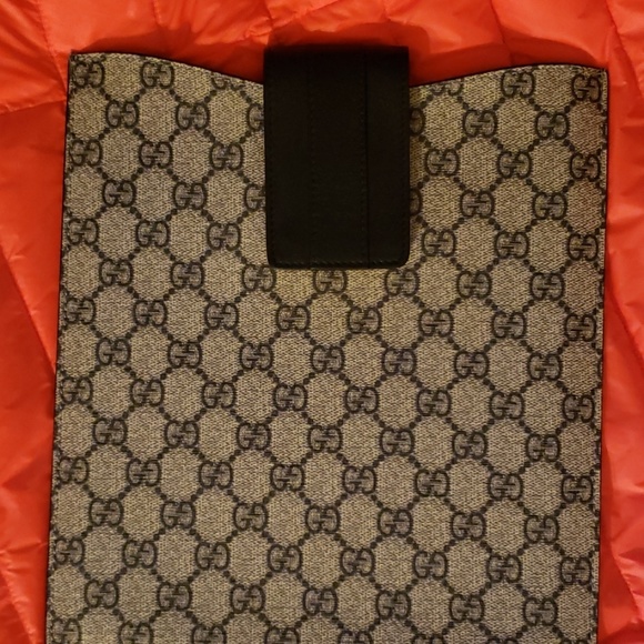 100% AUTHENTIC GUCCI | Accessories | Gucci Ipad Ebook Etc Sleeve | Poshmark
